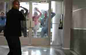 Úsvit mrtvých - První velkofilm Zacka Snydera. - Kritiky.cz